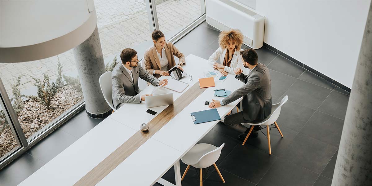 Two Approaches to Top Down Selling [+ EXAMPLES]